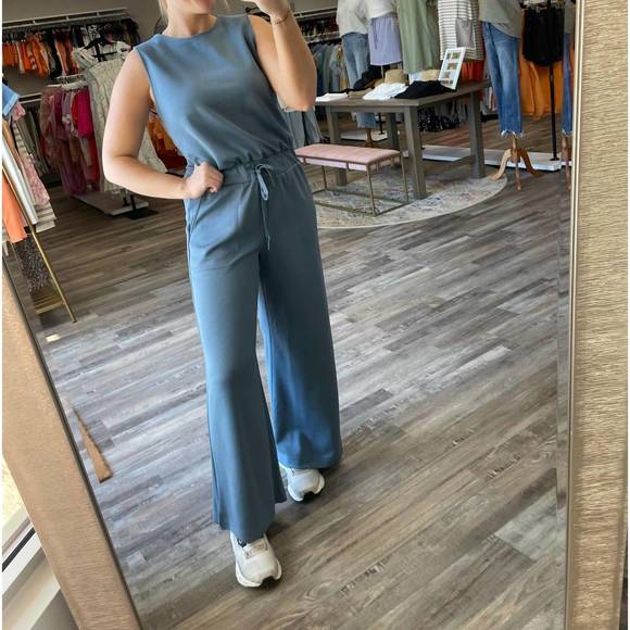 Wishlist | Pants & Jumpsuits | New Wishlist Wide Leg Scuba Jumpsuit In ...